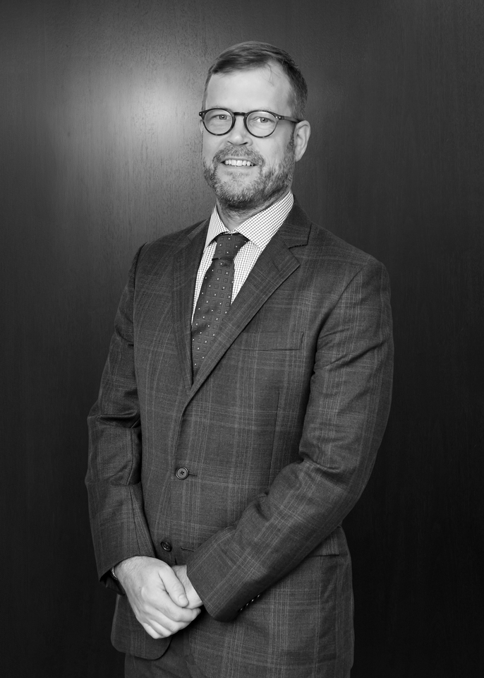 Edward Burke: Holwell Shuster & Goldberg LLP